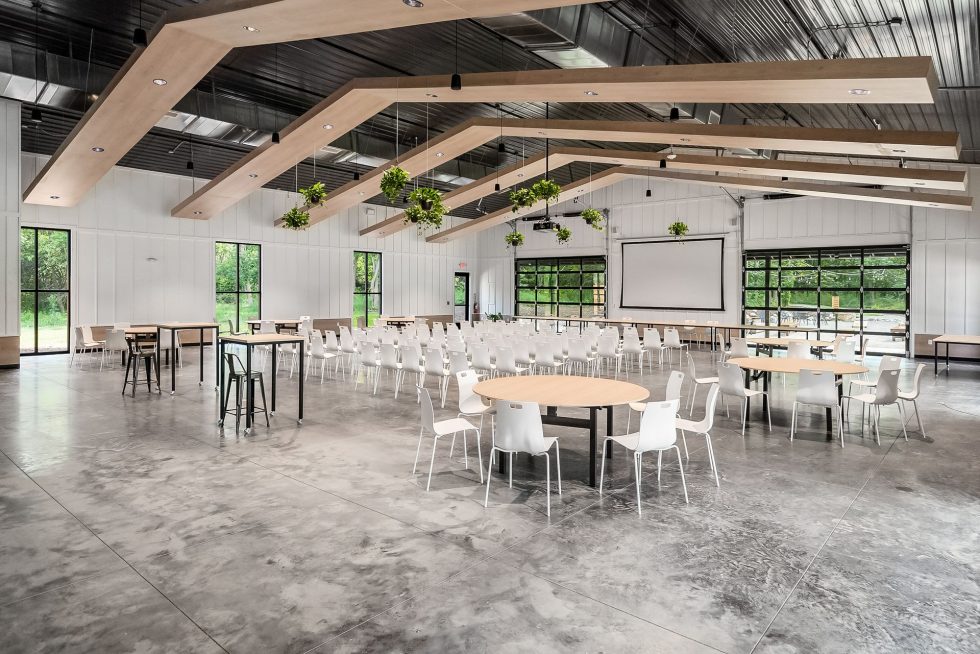 Photo Gallery & Virtual Tours - Retreat 21 Farm & Vineyard