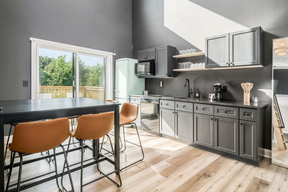 Photo Gallery & Virtual Tours - Retreat 21 Farm & Vineyard